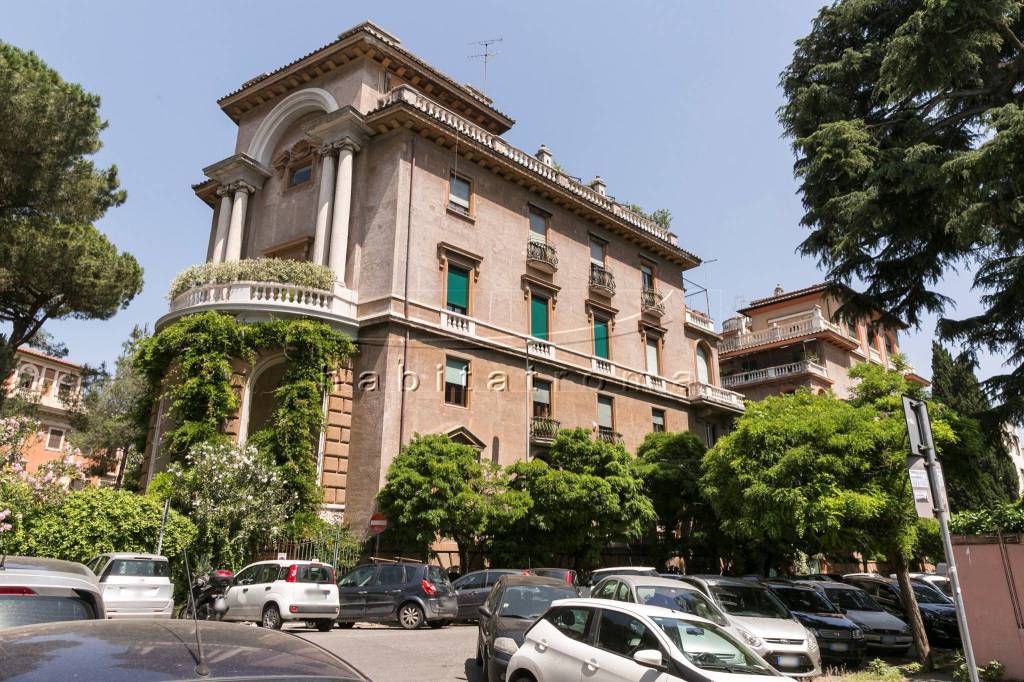 Attici in vendita a Roma in zona Corso Trieste. Cerca con Caasa.it.